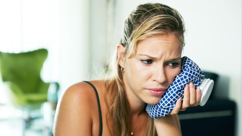 Dry Socket: Symptoms, Treatments, Healing Time & Pain Relief - Ask the ...