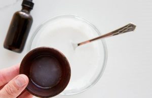 The Best and Worst Toothpaste Ingredients [Plus 2 DIY Recipes]